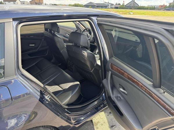Zils BMW 525 2008 Kauņa, ar dzinēja tilpumu 2.99 L un nobraukumu 403 tūkst. km par 4500 €, foto 10 vietnē AUTOMOTO.COM.LV