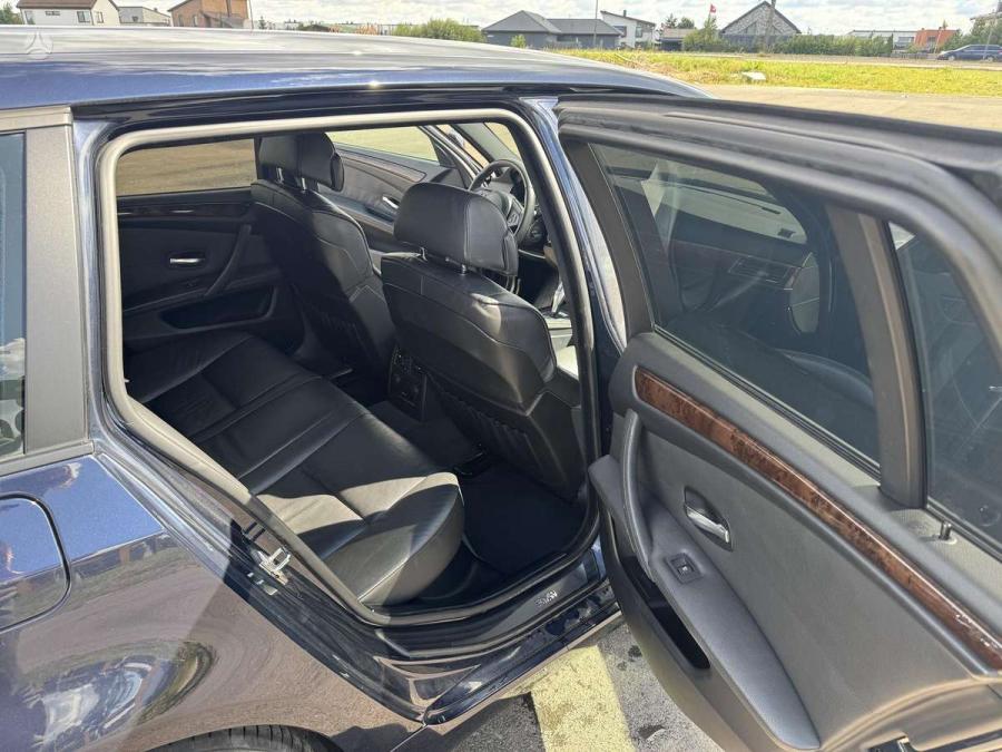 Zils BMW 525 2008 Kauņa, ar dzinēja tilpumu 2.99 L un nobraukumu 403 tūkst. km par 4500 €, foto 10 vietnē AUTOMOTO.COM.LV