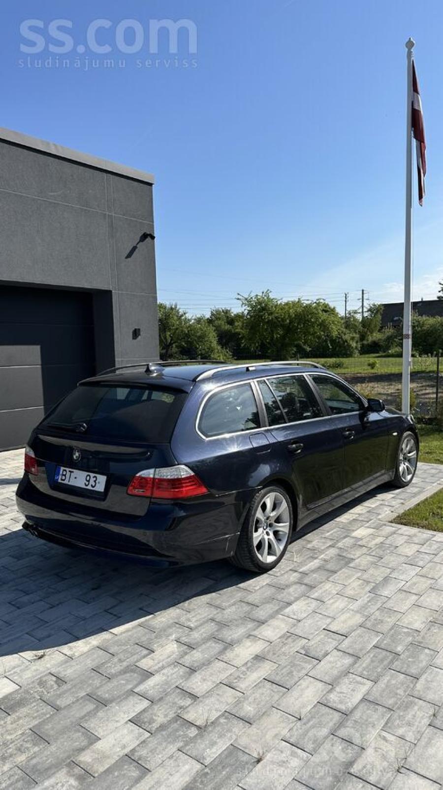 Zils BMW 525 2009 Rīga, ar dzinēja tilpumu 3.00 L un nobraukumu 300 tūkst. km par 4250 €, foto 3 vietnē AUTOMOTO.COM.LV