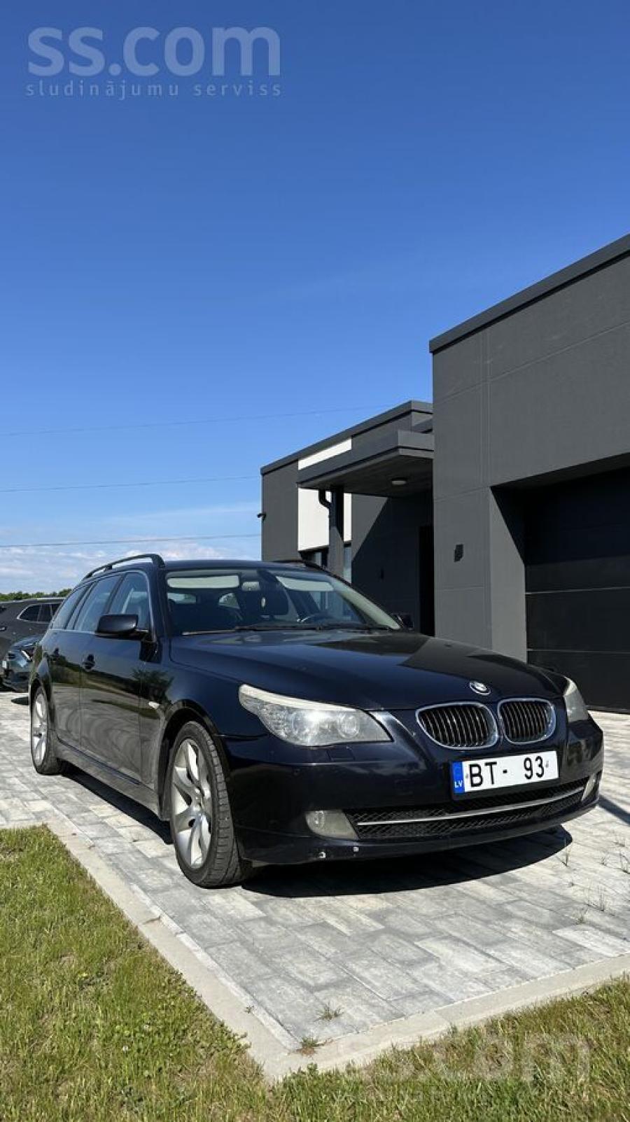 Zils BMW 525 2009 Rīga, ar dzinēja tilpumu 3.00 L un nobraukumu 300 tūkst. km par 4250 €, foto 5 vietnē AUTOMOTO.COM.LV