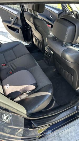 Zils BMW 525 2009 Rīga, ar dzinēja tilpumu 3.00 L un nobraukumu 300 tūkst. km par 4250 €, foto 6 vietnē AUTOMOTO.COM.LV