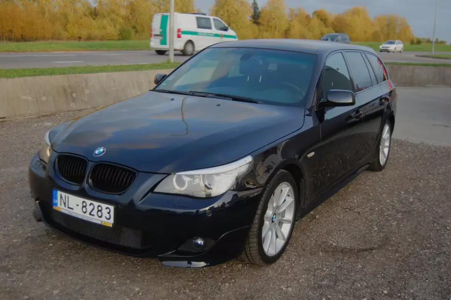 Синий БМВ 525 2009 в Екабпилс, объемом двигателя 3.00 л и пробегом 288 тыс. км за 6900 €, фото 4 на AUTOMOTO.COM.LV