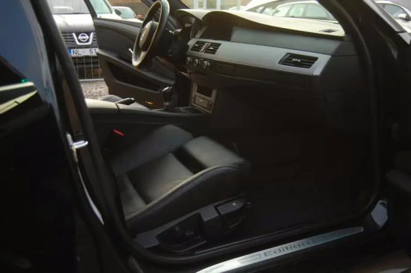 Zils BMW 525 2009 Jēkabpils, ar dzinēja tilpumu 3.00 L un nobraukumu 288 tūkst. km par 6900 €, foto 10 vietnē AUTOMOTO.COM.LV