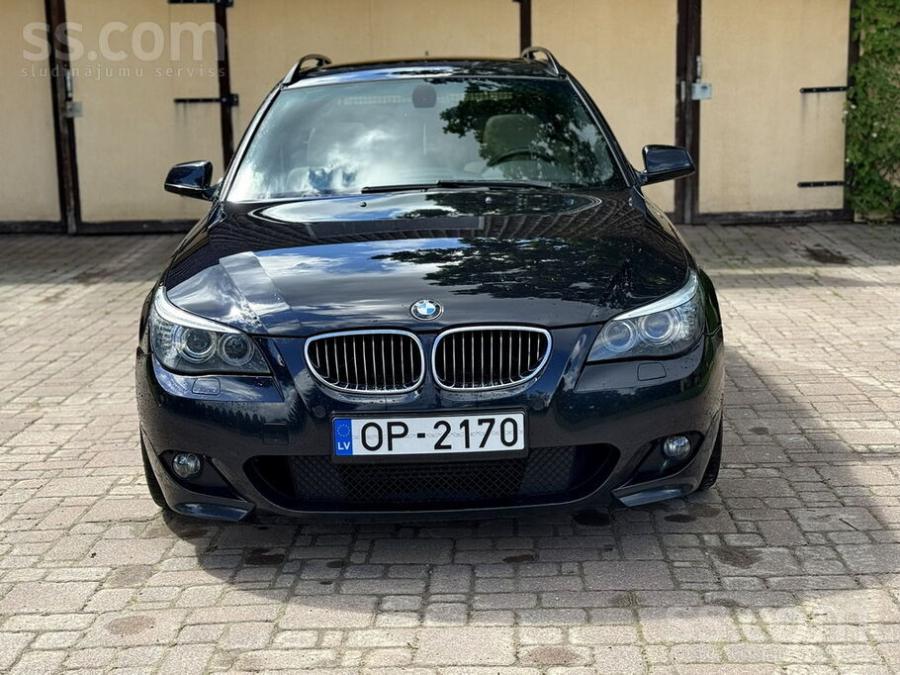 Синий БМВ 525 2009 в Рига, объемом двигателя 3.00 л и пробегом 320 тыс. км за 6200 €, фото 1 на AUTOMOTO.COM.LV