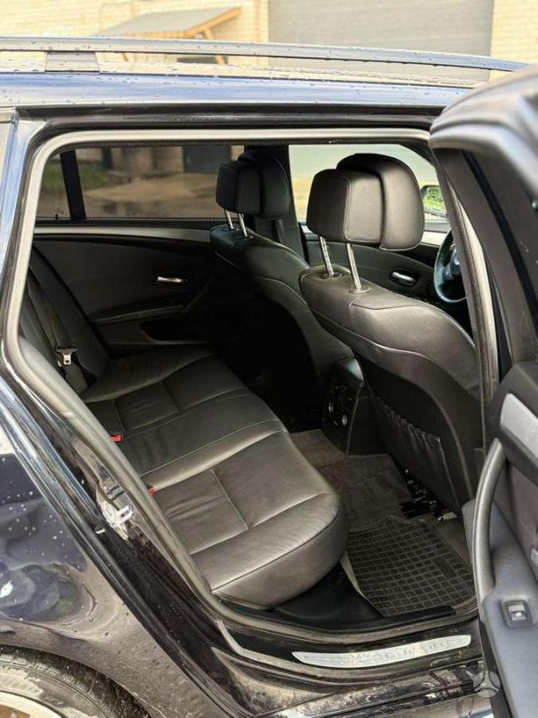 Blue BMW 525 2009 in Anyksciai, with an engine capacity of 2.99 L and mileage of 395 thousand km for 4300 €, photo 5 on AUTOMOTO.COM.LV