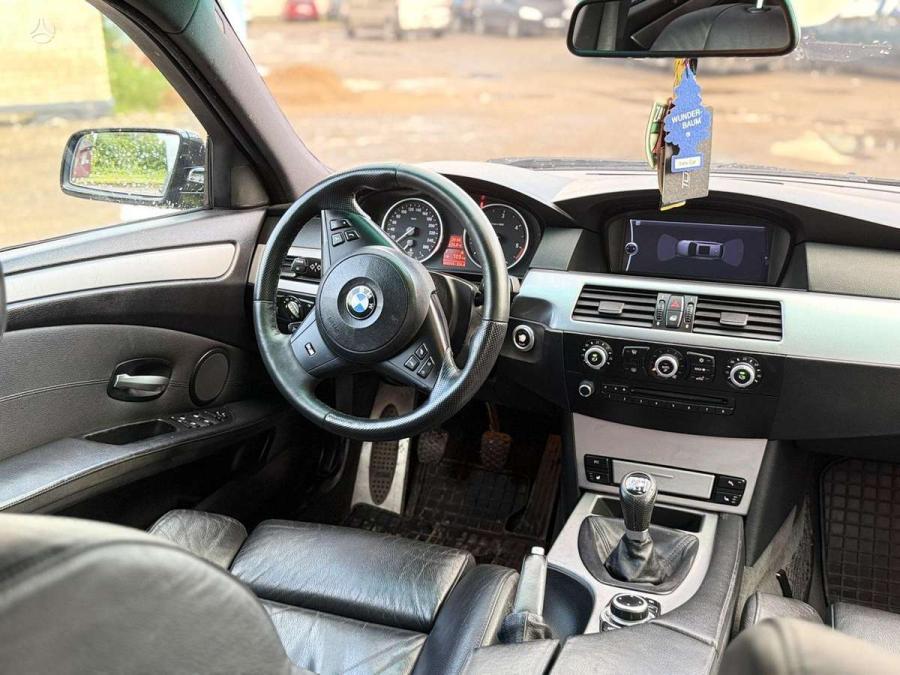 Синий БМВ 525 2009 в Аникщяй, объемом двигателя 2.99 л и пробегом 395 тыс. км за 4300 €, фото 10 на AUTOMOTO.COM.LV