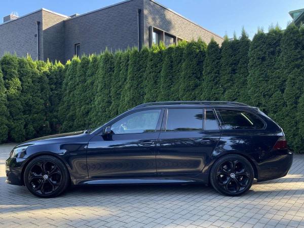 Zils BMW 525 2009 Viļņa, ar dzinēja tilpumu 2.99 L un nobraukumu 393 tūkst. km par 7500 €, foto 6 vietnē AUTOMOTO.COM.LV