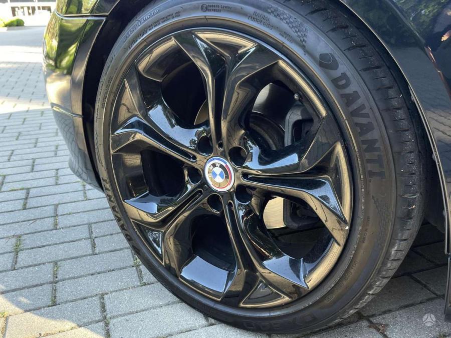 Zils BMW 525 2009 Viļņa, ar dzinēja tilpumu 2.99 L un nobraukumu 393 tūkst. km par 7500 €, foto 13 vietnē AUTOMOTO.COM.LV