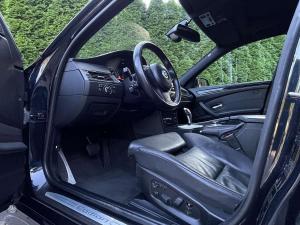Zils BMW 525 2009 Viļņa, ar dzinēja tilpumu 2.99 L un nobraukumu 393 tūkst. km par 7500 €, foto 14 vietnē AUTOMOTO.COM.LV