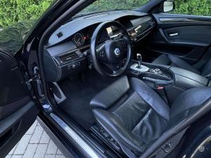 Zils BMW 525 2009 Viļņa, ar dzinēja tilpumu 2.99 L un nobraukumu 393 tūkst. km par 7500 €, foto 15 vietnē AUTOMOTO.COM.LV