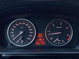 Zils BMW 525 2009 Viļņa, ar dzinēja tilpumu 2.99 L un nobraukumu 393 tūkst. km par 7500 €, foto 30 vietnē AUTOMOTO.COM.LV