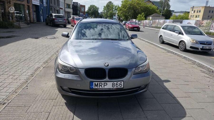 Zils BMW 525 2009 Viļņa, ar dzinēja tilpumu 2.99 L un nobraukumu 550 tūkst. km par 3900 €, foto 3 vietnē AUTOMOTO.COM.LV