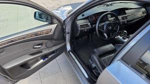 Zils BMW 525 2009 Viļņa, ar dzinēja tilpumu 2.99 L un nobraukumu 550 tūkst. km par 3900 €, foto 18 vietnē AUTOMOTO.COM.LV