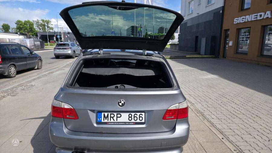 Zils BMW 525 2009 Viļņa, ar dzinēja tilpumu 2.99 L un nobraukumu 550 tūkst. km par 3900 €, foto 12 vietnē AUTOMOTO.COM.LV