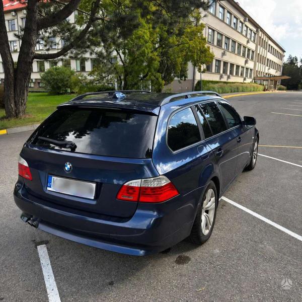 BMW 525 2009 Kauņa vietnē Zils BMW 525 2009 Kauņa, ar dzinēja tilpumu 2.99 L un nobraukumu 407 tūkst. km par 4700 €, foto 6 vietnē AUTOMOTO.COM.LV