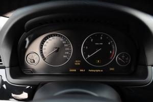Zils BMW 525 2010 Rīga, ar dzinēja tilpumu 3.00 L un nobraukumu 299 tūkst. km par 8800 €, foto 18 vietnē AUTOMOTO.COM.LV