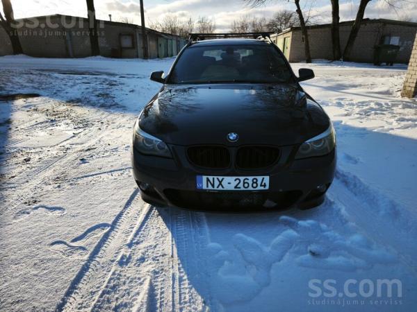 Blue BMW 525 2010 in Riga, with an engine capacity of 3.00 L and mileage of 405 thousand km for 6300 €, photo 5 on AUTOMOTO.COM.LV