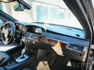 Zils BMW 525 2010 Rīga, ar dzinēja tilpumu 3.00 L un nobraukumu 405 tūkst. km par 6300 €, foto 12 vietnē AUTOMOTO.COM.LV