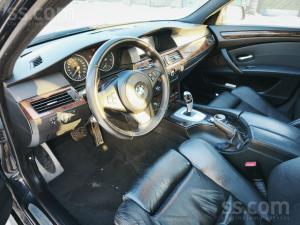 Zils BMW 525 2010 Rīga, ar dzinēja tilpumu 3.00 L un nobraukumu 405 tūkst. km par 6300 €, foto 18 vietnē AUTOMOTO.COM.LV