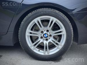 Zils BMW 525 2011 Jelgava, ar dzinēja tilpumu 3.00 L un nobraukumu 399 tūkst. km par 2000 €, foto 25 vietnē AUTOMOTO.COM.LV