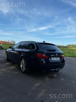 Blue BMW 525 2011 in Riga, with an engine capacity of 2.50 L and mileage of 340 thousand km for 2350 €, photo 9 on AUTOMOTO.COM.LV