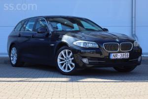 Blue BMW 525 2011 in Riga, with an engine capacity of 3.00 L and mileage of 0 thousand km for 6995 €, photo 3 on AUTOMOTO.COM.LV