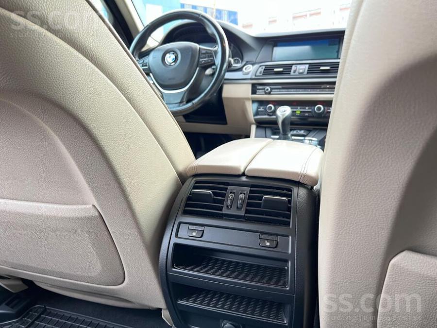 Синий БМВ 525 2011 в Екабпилс, объемом двигателя 3.00 л и пробегом 175 тыс. км за 8000 €, фото 8 на AUTOMOTO.COM.LV