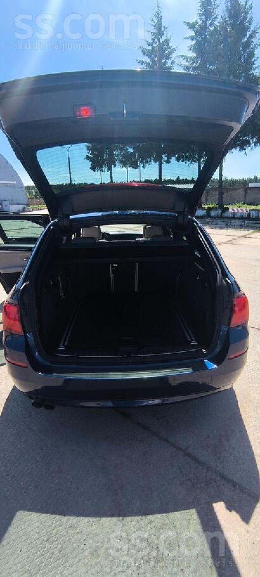 Zils BMW 525 2011 Daugavpils, ar dzinēja tilpumu 3.00 L un nobraukumu 310 tūkst. km par 8500 €, foto 15 vietnē AUTOMOTO.COM.LV