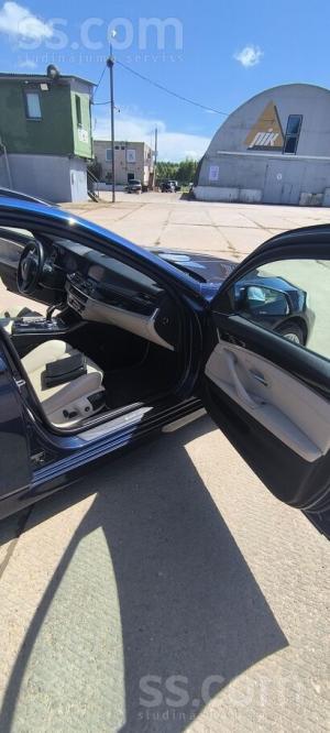 Zils BMW 525 2011 Daugavpils, ar dzinēja tilpumu 3.00 L un nobraukumu 310 tūkst. km par 8500 €, foto 16 vietnē AUTOMOTO.COM.LV