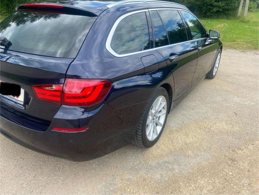 Blue BMW 525 2011 in Vilkaviskis, with an engine capacity of 2.00 L and mileage of 227 thousand km for 7750 €, photo 9 on AUTOMOTO.COM.LV