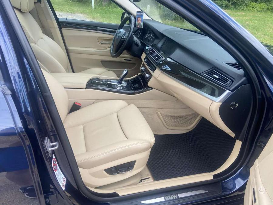 Blue BMW 525 2011 in Vilkaviskis, with an engine capacity of 2.00 L and mileage of 227 thousand km for 7750 €, photo 24 on AUTOMOTO.COM.LV