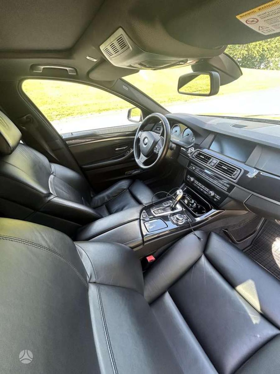 Zils BMW 525 2011 Viļņa, ar dzinēja tilpumu 3.00 L un nobraukumu 312 tūkst. km par 6500 €, foto 8 vietnē AUTOMOTO.COM.LV