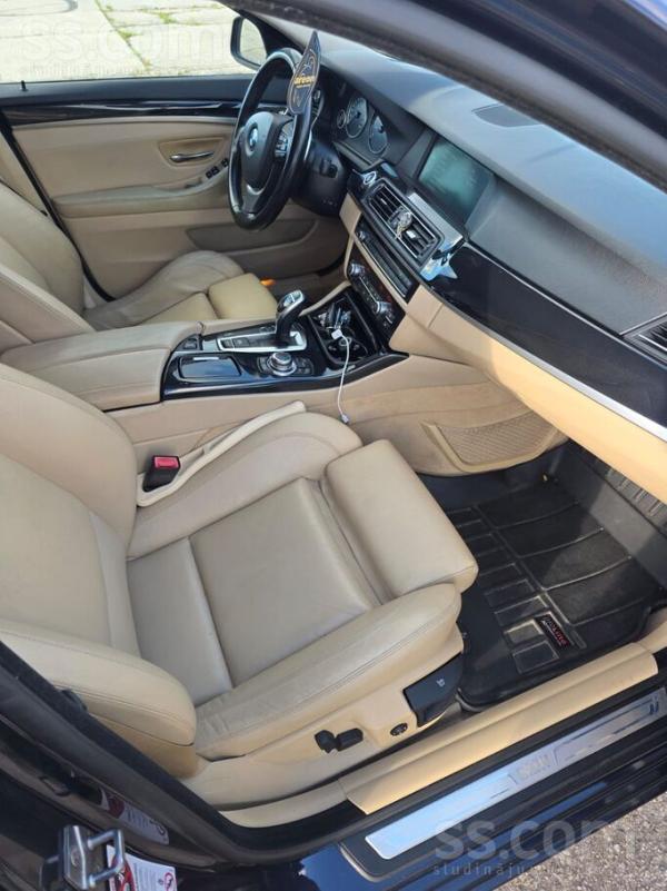 Zils BMW 525 2011 Rīga, ar dzinēja tilpumu 3.00 L un nobraukumu 294 tūkst. km par 10300 €, foto 5 vietnē AUTOMOTO.COM.LV