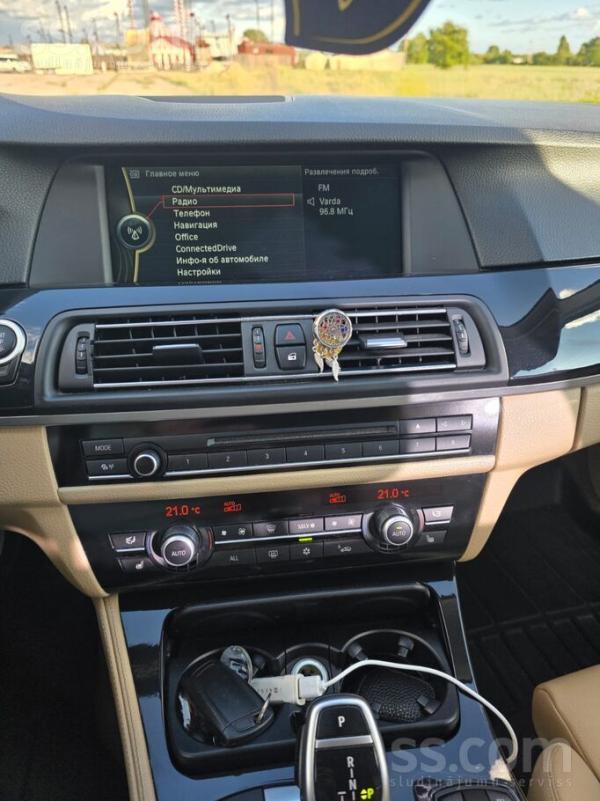 Zils BMW 525 2011 Rīga, ar dzinēja tilpumu 3.00 L un nobraukumu 294 tūkst. km par 10300 €, foto 8 vietnē AUTOMOTO.COM.LV