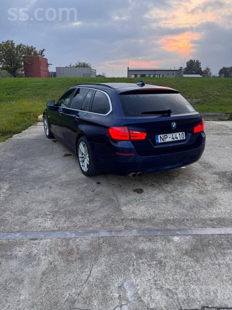 Zils BMW 525 2011 Rīga, ar dzinēja tilpumu 3.00 L un nobraukumu 339 tūkst. km par 8500 €, foto 6 vietnē AUTOMOTO.COM.LV