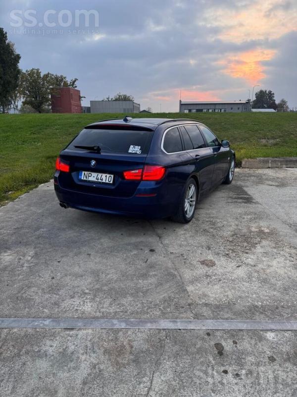 Zils BMW 525 2011 Rīga, ar dzinēja tilpumu 3.00 L un nobraukumu 339 tūkst. km par 8500 €, foto 7 vietnē AUTOMOTO.COM.LV