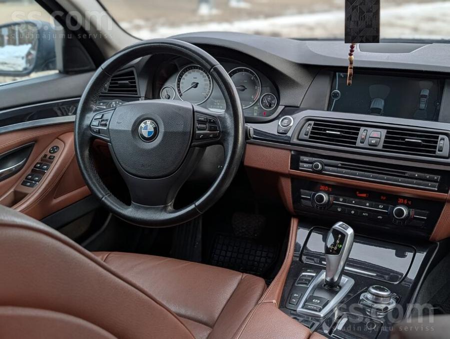 Zils BMW 525 2012 Jūrmala, ar dzinēja tilpumu 2.00 L un nobraukumu 287 tūkst. km par 8499 €, foto 20 vietnē AUTOMOTO.COM.LV