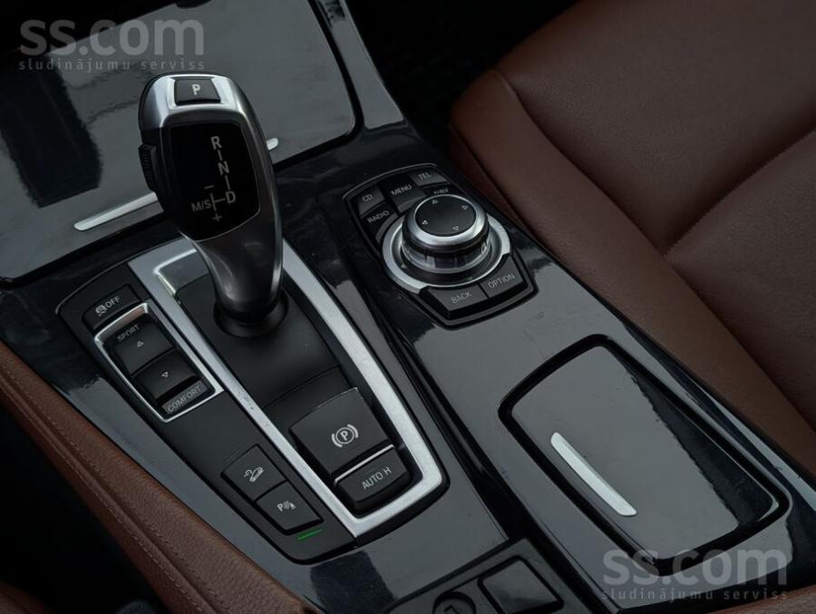 Zils BMW 525 2012 Jūrmala, ar dzinēja tilpumu 2.00 L un nobraukumu 287 tūkst. km par 8499 €, foto 28 vietnē AUTOMOTO.COM.LV