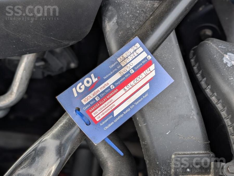 Zils BMW 525 2012 Jūrmala, ar dzinēja tilpumu 2.00 L un nobraukumu 287 tūkst. km par 8499 €, foto 30 vietnē AUTOMOTO.COM.LV