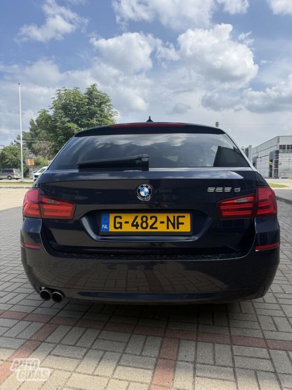 Zils BMW 525 2012 Viļņa, ar dzinēja tilpumu 2.00 L un nobraukumu 257 tūkst. km par 10000 €, foto 5 vietnē AUTOMOTO.COM.LV