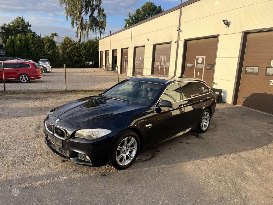 Blue BMW 525 2012 in Utena, with an engine capacity of 2.00 L and mileage of 206 thousand km for 11100 €, photo 1 on AUTOMOTO.COM.LV