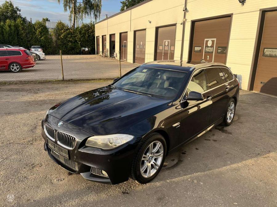 Blue BMW 525 2012 in Utena, with an engine capacity of 2.00 L and mileage of 206 thousand km for 11100 €, photo 7 on AUTOMOTO.COM.LV