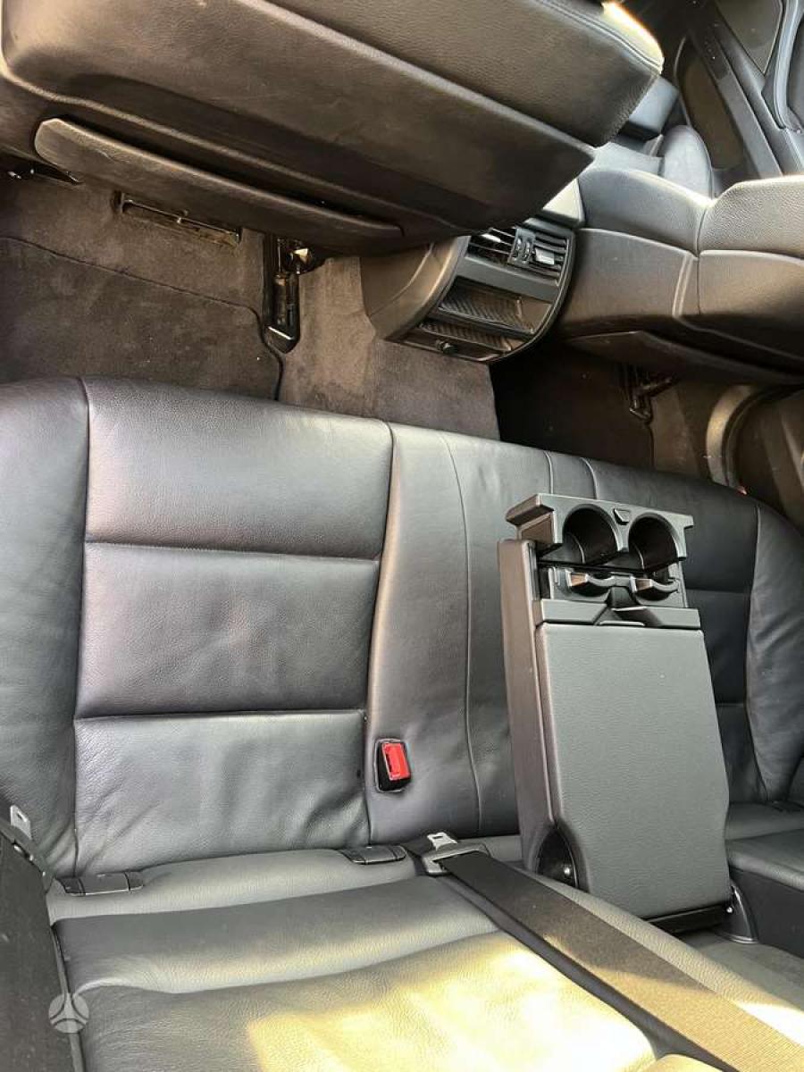 Blue BMW 525 2012 in Utena, with an engine capacity of 2.00 L and mileage of 206 thousand km for 11100 €, photo 16 on AUTOMOTO.COM.LV