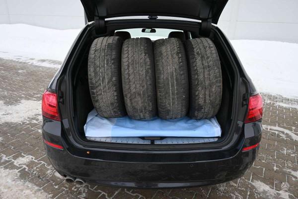 Blue BMW 525 2013 in Kretinga, with an engine capacity of 2.00 L and mileage of 247 thousand km for 10299 €, photo 11 on AUTOMOTO.COM.LV
