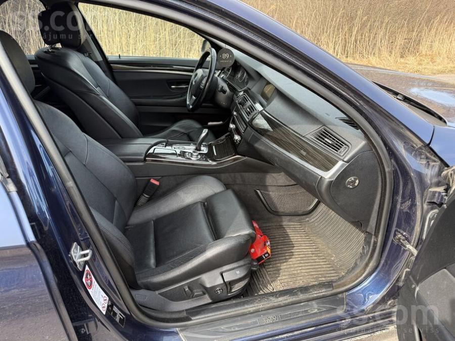 Zils BMW 525 2013 Rīga, ar dzinēja tilpumu 2.00 L un nobraukumu 359 tūkst. km par 7850 €, foto 12 vietnē AUTOMOTO.COM.LV