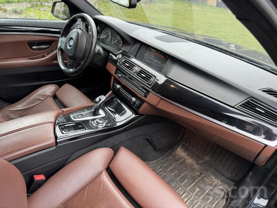 Zils BMW 525 2013 Jūrmala, ar dzinēja tilpumu 2.00 L un nobraukumu 352 tūkst. km par 9500 €, foto 9 vietnē AUTOMOTO.COM.LV