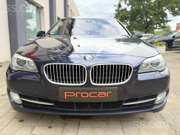 Blue BMW 525 2013 in Riga, with an engine capacity of 2.00 L and mileage of 182 thousand km for 7950 €, photo 6 on AUTOMOTO.COM.LV
