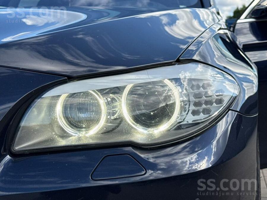 Zils BMW 525 2013 Jelgava, ar dzinēja tilpumu 2.00 L un nobraukumu 270 tūkst. km par 13500 €, foto 18 vietnē AUTOMOTO.COM.LV