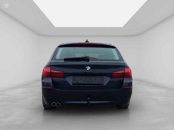 Blue BMW 525 2014 in Kaunas, with an engine capacity of 2.00 L and mileage of 290 thousand km for 9890 €, photo 5 on AUTOMOTO.COM.LV
