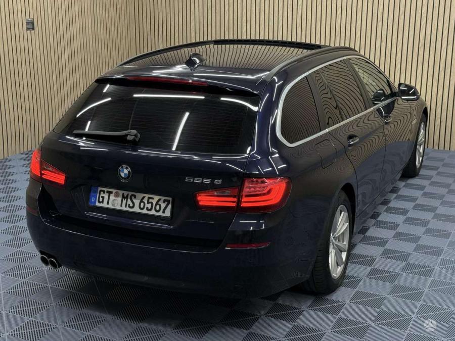 Zils BMW 525 2014 Marijampole, ar dzinēja tilpumu 2.00 L un nobraukumu 213 tūkst. km par 10999 €, foto 13 vietnē AUTOMOTO.COM.LV